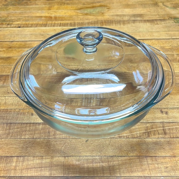 Pyrex | Kitchen | Clear Pyrex Round Casserole Dish | Poshmark